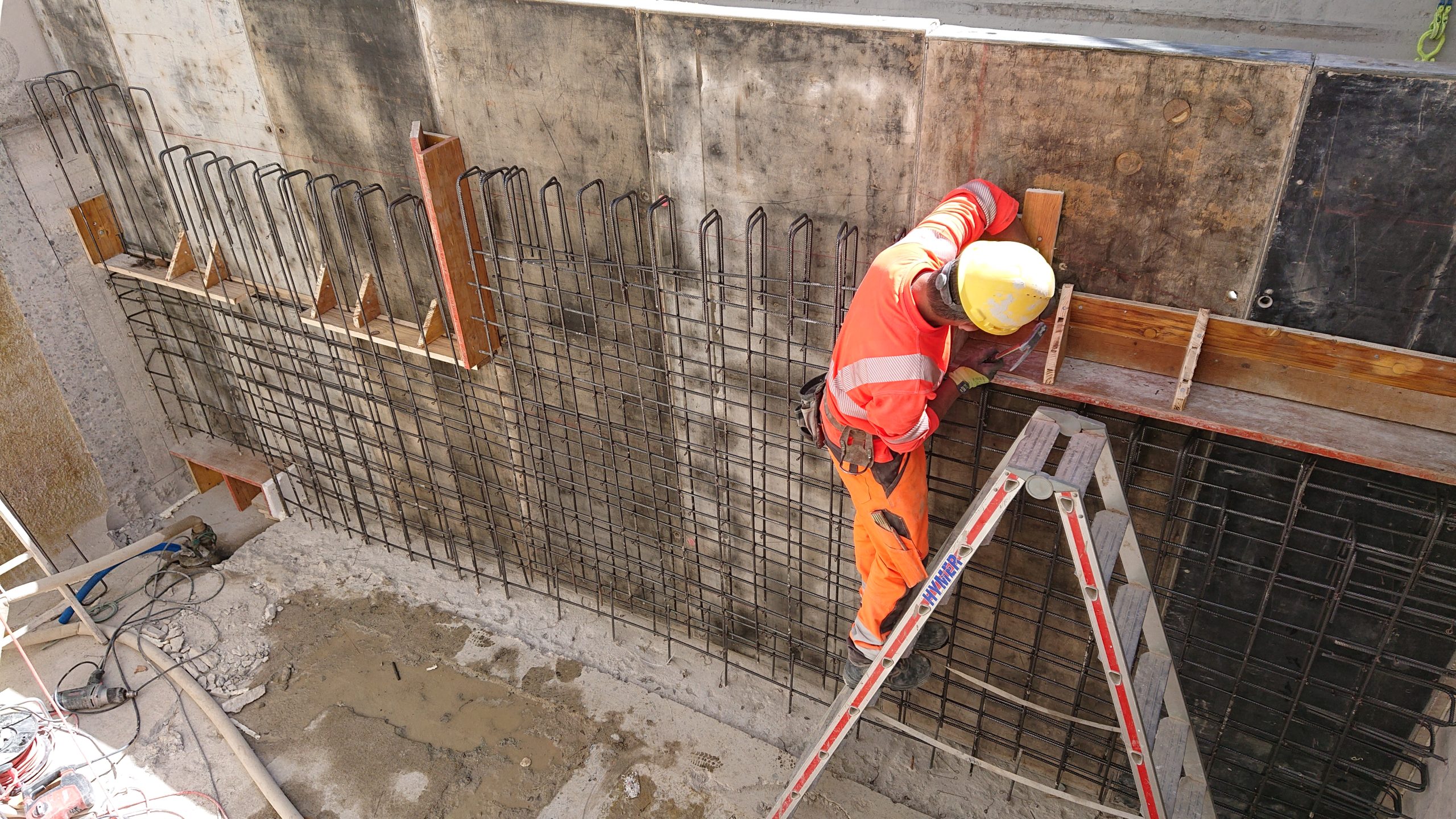 STEP GSK - ADV CONSTRUCTIONS SA